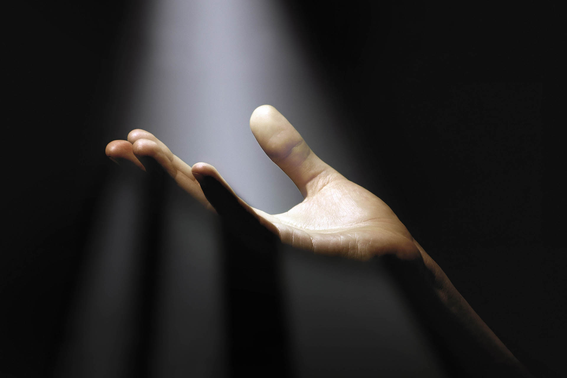 Bringing light to the dark - Azzur Bringing light to the dark - Azzur